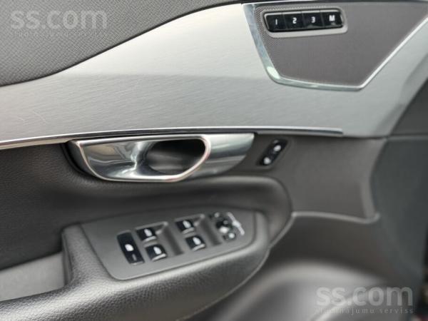 Melns Volvo XC90 2017 Rīga, ar dzinēja tilpumu 2.00 L un nobraukumu 256 tūkst. km par 22700 €, foto 6 vietnē AUTOMOTO.COM.LV