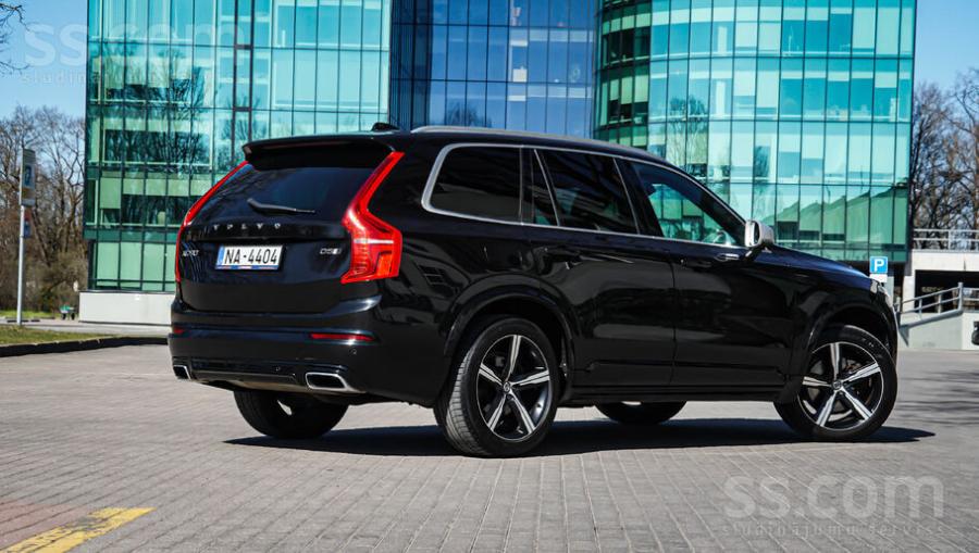 Melns Volvo XC90 2017 Rīga, ar dzinēja tilpumu 2.00 L un nobraukumu 190 tūkst. km par 26950 €, foto 4 vietnē AUTOMOTO.COM.LV