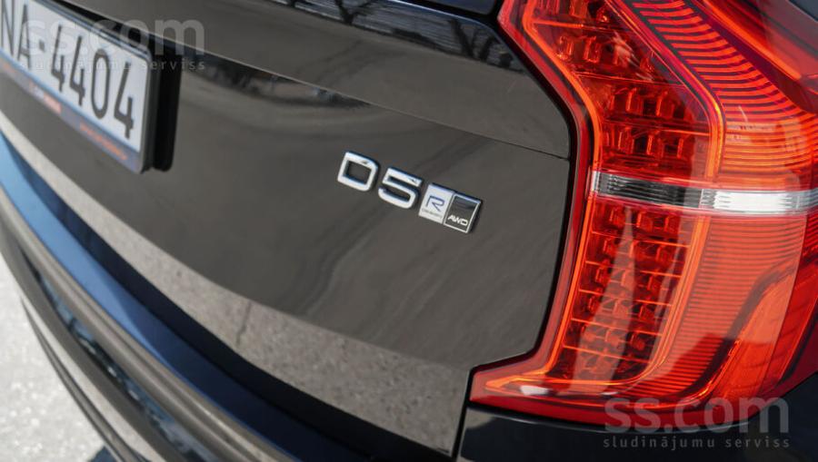 Melns Volvo XC90 2017 Rīga, ar dzinēja tilpumu 2.00 L un nobraukumu 190 tūkst. km par 26950 €, foto 10 vietnē AUTOMOTO.COM.LV