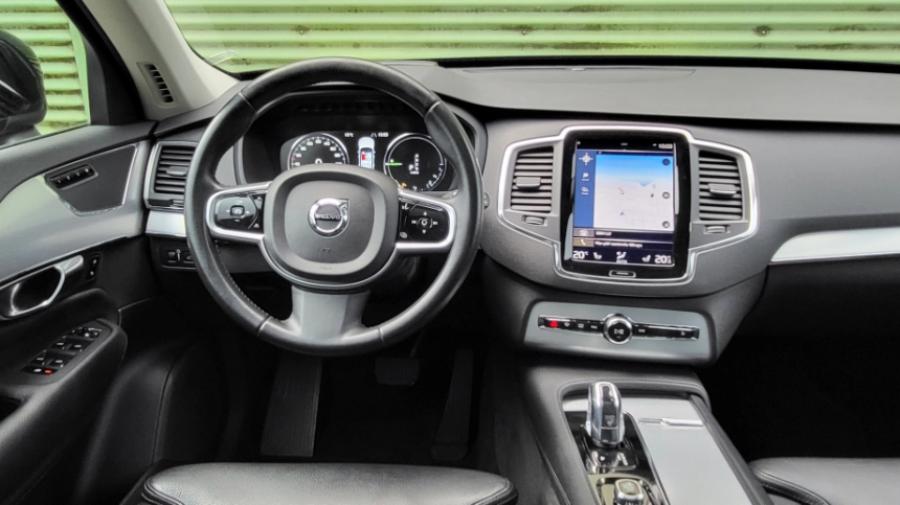 Melns Volvo XC90 2017 Rīga, ar dzinēja tilpumu 2.00 L un nobraukumu 257 tūkst. km par 25900 €, foto 5 vietnē AUTOMOTO.COM.LV