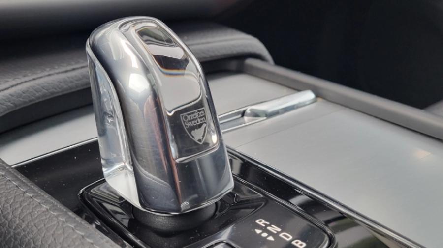 Melns Volvo XC90 2017 Rīga, ar dzinēja tilpumu 2.00 L un nobraukumu 257 tūkst. km par 25900 €, foto 8 vietnē AUTOMOTO.COM.LV