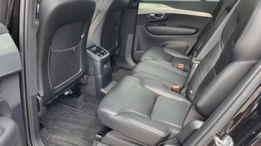 Melns Volvo XC90 2017 Rīga, ar dzinēja tilpumu 2.00 L un nobraukumu 257 tūkst. km par 25900 €, foto 16 vietnē AUTOMOTO.COM.LV