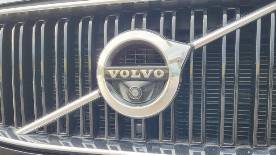 Melns Volvo XC90 2017 Rīga, ar dzinēja tilpumu 2.00 L un nobraukumu 257 tūkst. km par 25900 €, foto 28 vietnē AUTOMOTO.COM.LV
