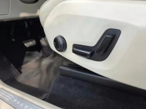 Black Volvo XC90 2017 in Jelgava, with an engine capacity of 2.00 L and mileage of 190 thousand km for 22500 €, photo 10 on AUTOMOTO.COM.LV