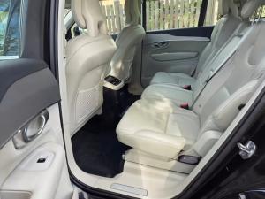Black Volvo XC90 2017 in Jelgava, with an engine capacity of 2.00 L and mileage of 190 thousand km for 22500 €, photo 16 on AUTOMOTO.COM.LV