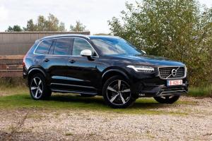 Black Volvo XC90 2017 in Riga, with an engine capacity of 2.00 L and mileage of 268 thousand km for 23995 €, photo  on AUTOMOTO.COM.LV