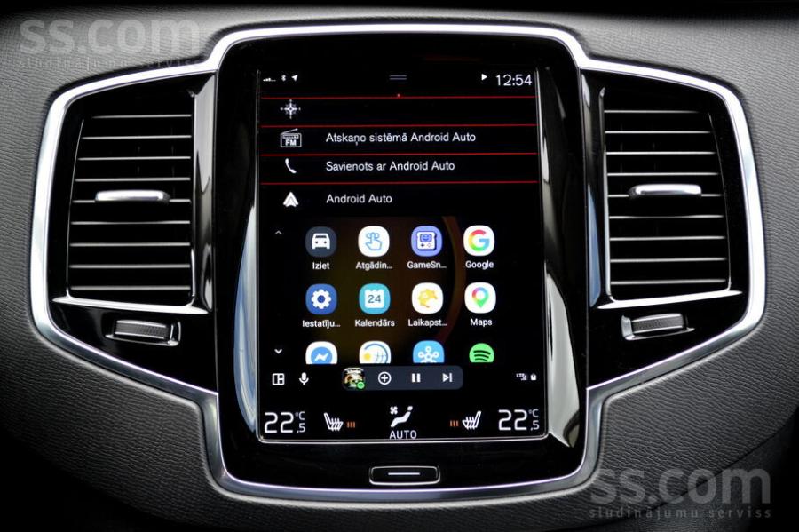 Black Volvo XC90 2017 in Tukums, with an engine capacity of 2.00 L and mileage of 184 thousand km for 23990 €, photo 16 on AUTOMOTO.COM.LV