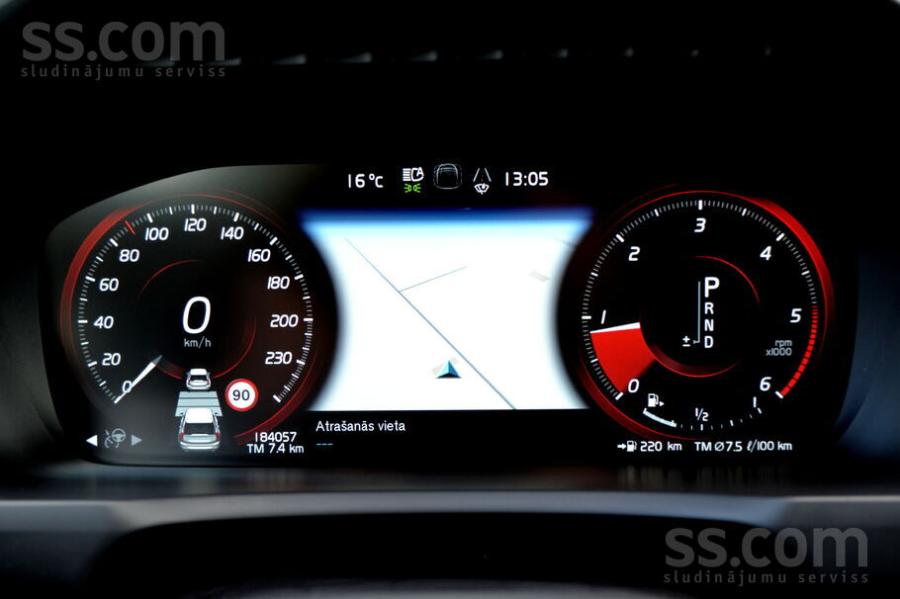 Black Volvo XC90 2017 in Tukums, with an engine capacity of 2.00 L and mileage of 184 thousand km for 23990 €, photo 20 on AUTOMOTO.COM.LV