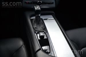 Black Volvo XC90 2017 in Tukums, with an engine capacity of 2.00 L and mileage of 184 thousand km for 23990 €, photo 22 on AUTOMOTO.COM.LV