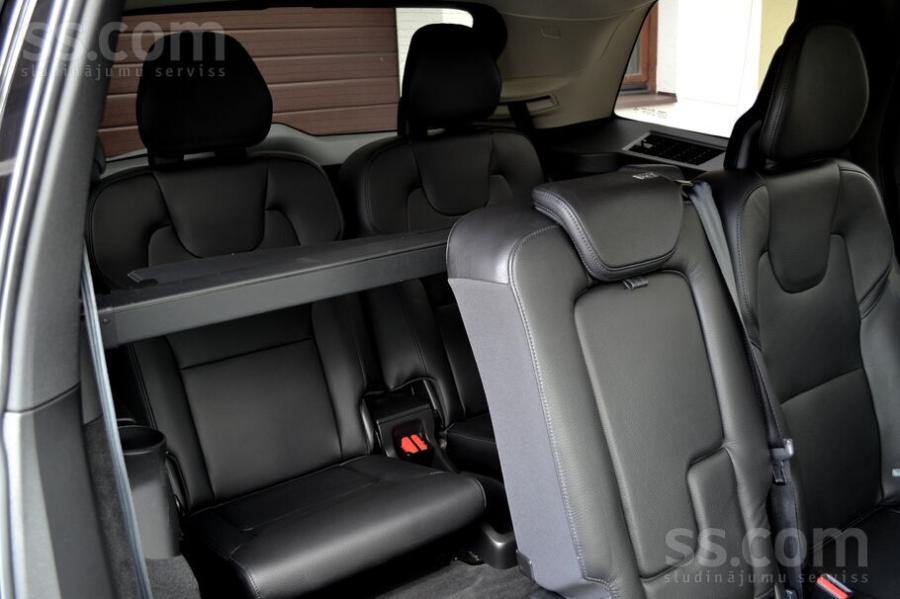 Black Volvo XC90 2017 in Tukums, with an engine capacity of 2.00 L and mileage of 184 thousand km for 23990 €, photo 31 on AUTOMOTO.COM.LV