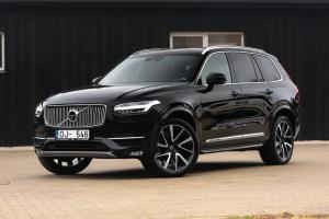 Melns Volvo XC90 2017 Jelgava, ar dzinēja tilpumu 2.00 L un nobraukumu 257 tūkst. km par 27900 €, foto  vietnē AUTOMOTO.COM.LV
