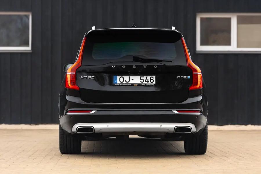 Melns Volvo XC90 2017 Jelgava, ar dzinēja tilpumu 2.00 L un nobraukumu 257 tūkst. km par 27900 €, foto 7 vietnē AUTOMOTO.COM.LV