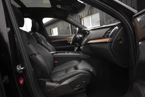 Melns Volvo XC90 2017 Jelgava, ar dzinēja tilpumu 2.00 L un nobraukumu 257 tūkst. km par 27900 €, foto 9 vietnē AUTOMOTO.COM.LV
