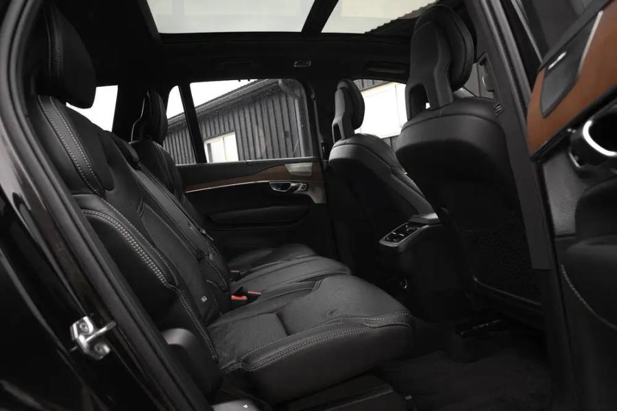 Melns Volvo XC90 2017 Jelgava, ar dzinēja tilpumu 2.00 L un nobraukumu 257 tūkst. km par 27900 €, foto 12 vietnē AUTOMOTO.COM.LV
