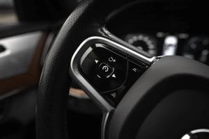 Melns Volvo XC90 2017 Jelgava, ar dzinēja tilpumu 2.00 L un nobraukumu 257 tūkst. km par 27900 €, foto 32 vietnē AUTOMOTO.COM.LV