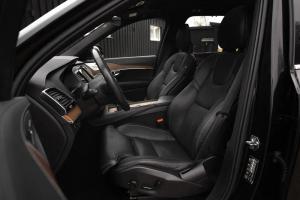 Melns Volvo XC90 2017 Jelgava, ar dzinēja tilpumu 2.00 L un nobraukumu 257 tūkst. km par 27900 €, foto 36 vietnē AUTOMOTO.COM.LV