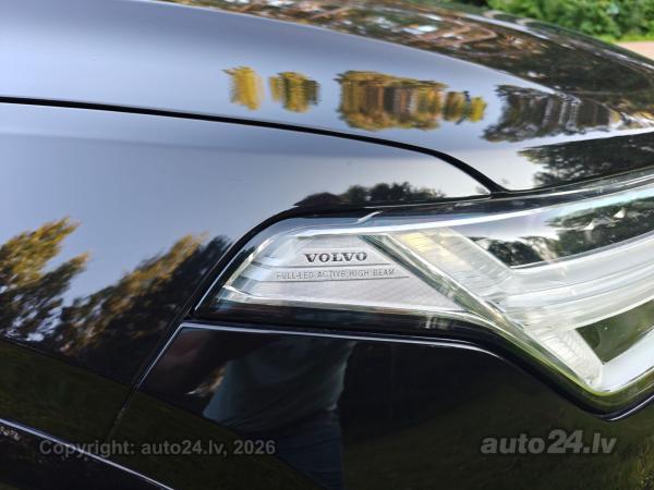 Melns Volvo XC90 2017 Tallina, ar dzinēja tilpumu 2.00 L un nobraukumu 216 tūkst. km par 27000 €, foto 6 vietnē AUTOMOTO.COM.LV