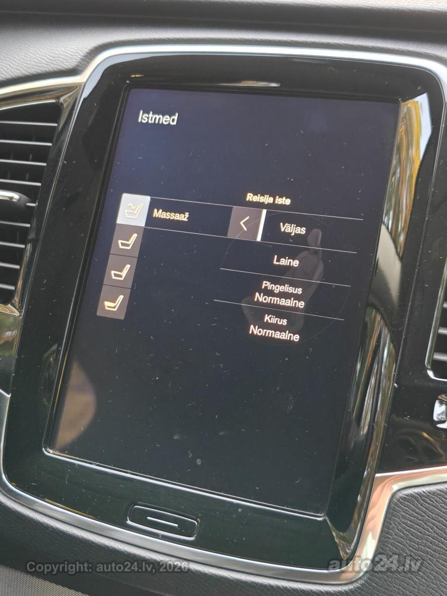 Melns Volvo XC90 2017 Tallina, ar dzinēja tilpumu 2.00 L un nobraukumu 216 tūkst. km par 27000 €, foto 24 vietnē AUTOMOTO.COM.LV