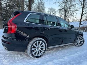 Black Volvo XC90 2017 in Kaunas, with an engine capacity of 2.00 L and mileage of 220 thousand km for 23900 €, photo 5 on AUTOMOTO.COM.LV