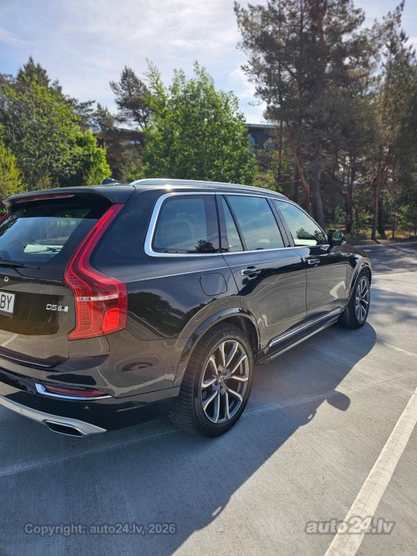 Black Volvo XC90 2017 in Tallinn, with an engine capacity of 2.00 L and mileage of 163 thousand km for 29000 €, photo 8 on AUTOMOTO.COM.LV