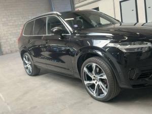 Melns Volvo XC90 2017 Rīga, ar dzinēja tilpumu 2.00 L un nobraukumu 223 tūkst. km par 21900 €, foto 4 vietnē AUTOMOTO.COM.LV