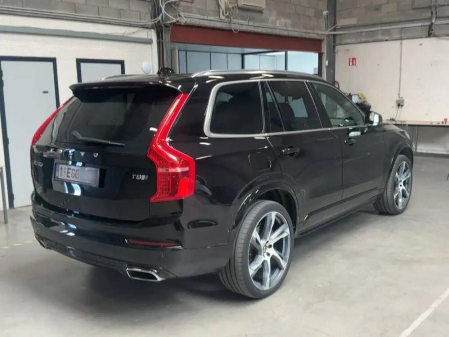 Melns Volvo XC90 2017 Rīga, ar dzinēja tilpumu 2.00 L un nobraukumu 223 tūkst. km par 21900 €, foto 5 vietnē AUTOMOTO.COM.LV
