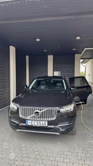 Black Volvo XC90 2017 in Telschi, with an engine capacity of 1.97 L and mileage of 225 thousand km for 21900 €, photo 12 on AUTOMOTO.COM.LV