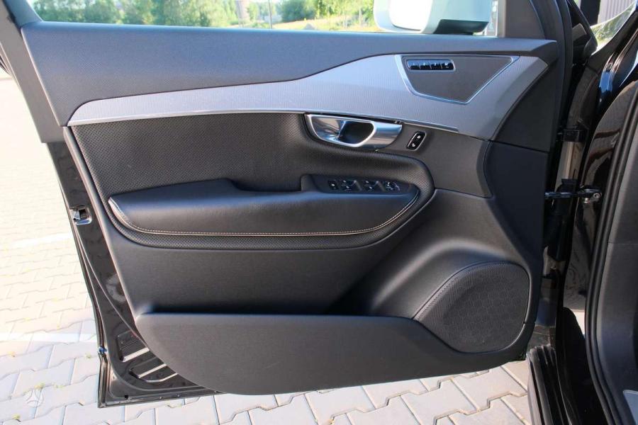Melns Volvo XC90 2017 Kauņa, ar dzinēja tilpumu 2.00 L un nobraukumu 221 tūkst. km par 22900 €, foto 17 vietnē AUTOMOTO.COM.LV