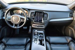 Melns Volvo XC90 2017 Kauņa, ar dzinēja tilpumu 2.00 L un nobraukumu 221 tūkst. km par 22900 €, foto 24 vietnē AUTOMOTO.COM.LV