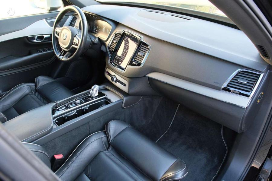 Melns Volvo XC90 2017 Kauņa, ar dzinēja tilpumu 2.00 L un nobraukumu 221 tūkst. km par 22900 €, foto 26 vietnē AUTOMOTO.COM.LV
