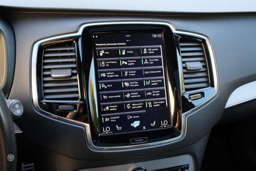Melns Volvo XC90 2017 Kauņa, ar dzinēja tilpumu 2.00 L un nobraukumu 221 tūkst. km par 22900 €, foto 35 vietnē AUTOMOTO.COM.LV
