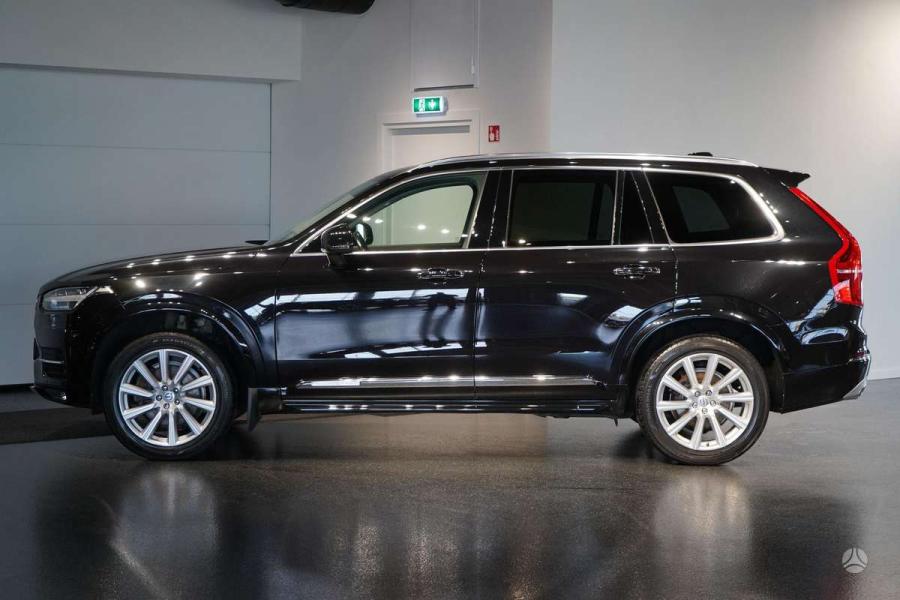 Melns Volvo XC90 2017 Viļņa, ar dzinēja tilpumu 1.97 L un nobraukumu 189 tūkst. km par 27900 €, foto 3 vietnē AUTOMOTO.COM.LV