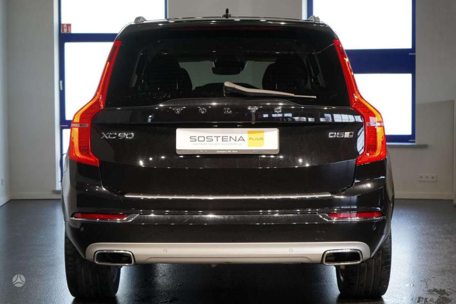 Melns Volvo XC90 2017 Viļņa, ar dzinēja tilpumu 1.97 L un nobraukumu 189 tūkst. km par 27900 €, foto 7 vietnē AUTOMOTO.COM.LV