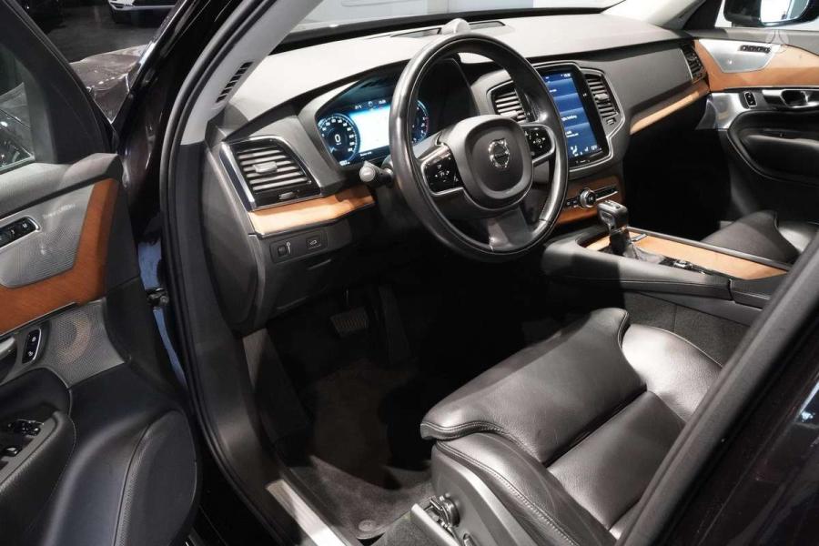 Melns Volvo XC90 2017 Viļņa, ar dzinēja tilpumu 1.97 L un nobraukumu 189 tūkst. km par 27900 €, foto 9 vietnē AUTOMOTO.COM.LV