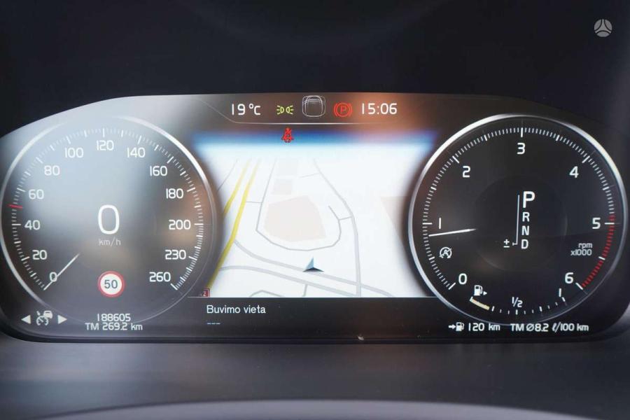 Melns Volvo XC90 2017 Viļņa, ar dzinēja tilpumu 1.97 L un nobraukumu 189 tūkst. km par 27900 €, foto 25 vietnē AUTOMOTO.COM.LV