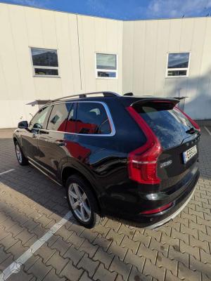 Melns Volvo XC90 2017 Viļņa, ar dzinēja tilpumu 1.97 L un nobraukumu 244 tūkst. km par 22300 €, foto 4 vietnē AUTOMOTO.COM.LV