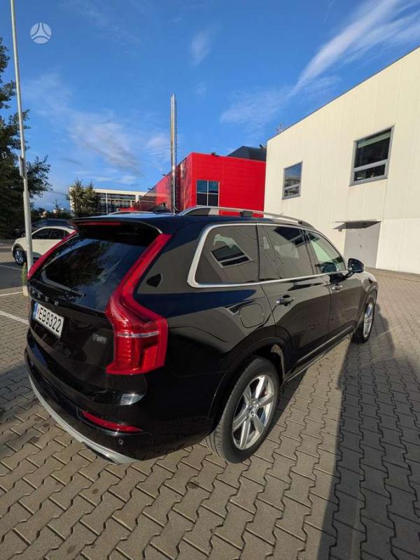 Black Volvo XC90 2017 in Vilnius, with an engine capacity of 1.97 L and mileage of 244 thousand km for 22300 €, photo 6 on AUTOMOTO.COM.LV