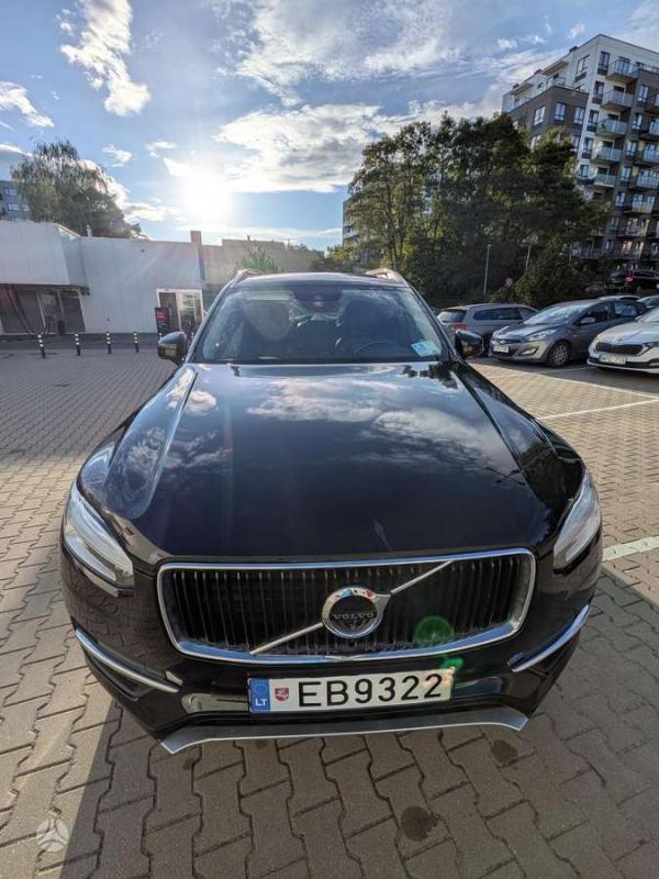 Black Volvo XC90 2017 in Vilnius, with an engine capacity of 1.97 L and mileage of 244 thousand km for 22300 €, photo 9 on AUTOMOTO.COM.LV