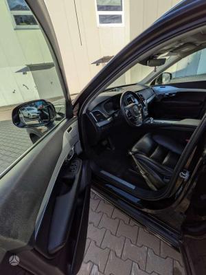 Melns Volvo XC90 2017 Viļņa, ar dzinēja tilpumu 1.97 L un nobraukumu 244 tūkst. km par 22300 €, foto 13 vietnē AUTOMOTO.COM.LV
