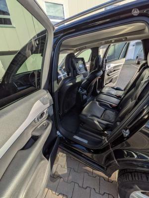 Melns Volvo XC90 2017 Viļņa, ar dzinēja tilpumu 1.97 L un nobraukumu 244 tūkst. km par 22300 €, foto 16 vietnē AUTOMOTO.COM.LV
