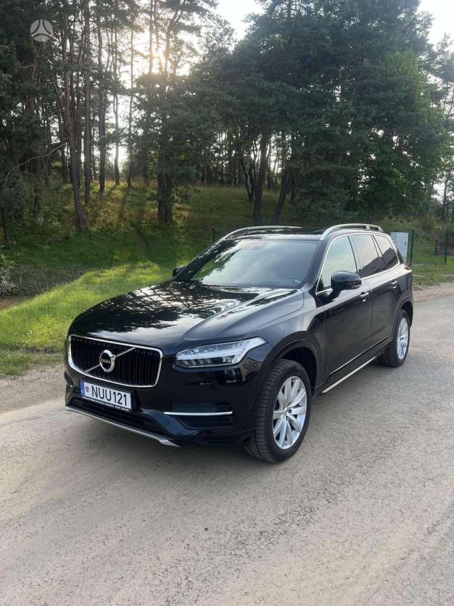 Black Volvo XC90 2017 in Vilnius, with an engine capacity of 1.97 L and mileage of 160 thousand km for 20900 €, photo 4 on AUTOMOTO.COM.LV