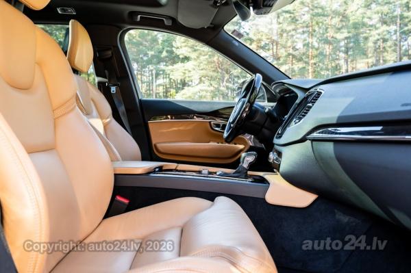 Black Volvo XC90 2017 in Tallinn, with an engine capacity of 2.00 L and mileage of 196 thousand km for 24500 €, photo 9 on AUTOMOTO.COM.LV