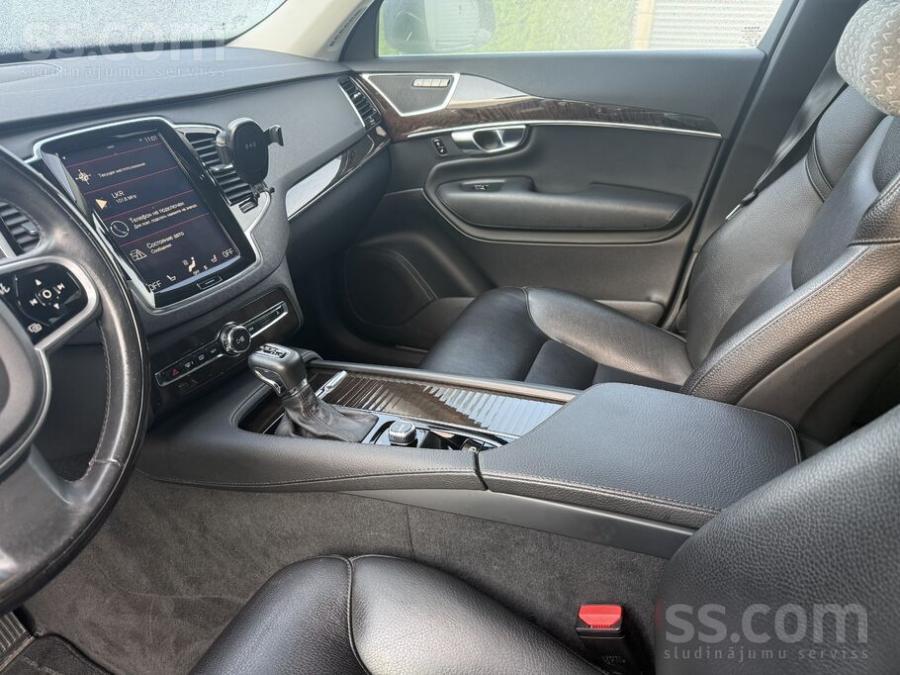 Melns Volvo XC90 2017 Rīga, ar dzinēja tilpumu 2.00 L un nobraukumu 113 tūkst. km par 25750 €, foto 8 vietnē AUTOMOTO.COM.LV