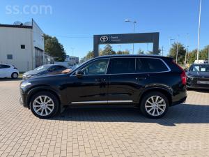 Melns Volvo XC90 2017 Liepāja, ar dzinēja tilpumu 2.00 L un nobraukumu 189 tūkst. km par 19400 €, foto 3 vietnē AUTOMOTO.COM.LV