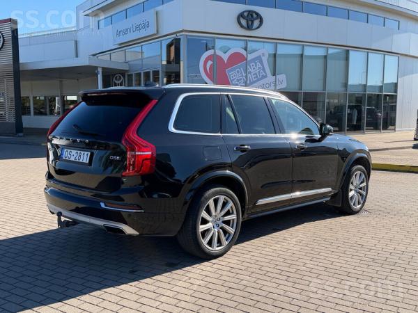 Black Volvo XC90 2017 in Liepaja, with an engine capacity of 2.00 L and mileage of 189 thousand km for 19400 €, photo 7 on AUTOMOTO.COM.LV