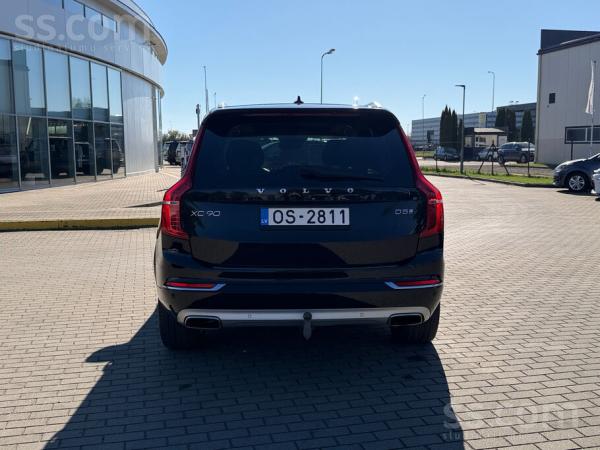 Black Volvo XC90 2017 in Liepaja, with an engine capacity of 2.00 L and mileage of 189 thousand km for 19400 €, photo 9 on AUTOMOTO.COM.LV