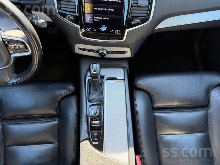 Melns Volvo XC90 2017 Liepāja, ar dzinēja tilpumu 2.00 L un nobraukumu 189 tūkst. km par 19400 €, foto 17 vietnē AUTOMOTO.COM.LV