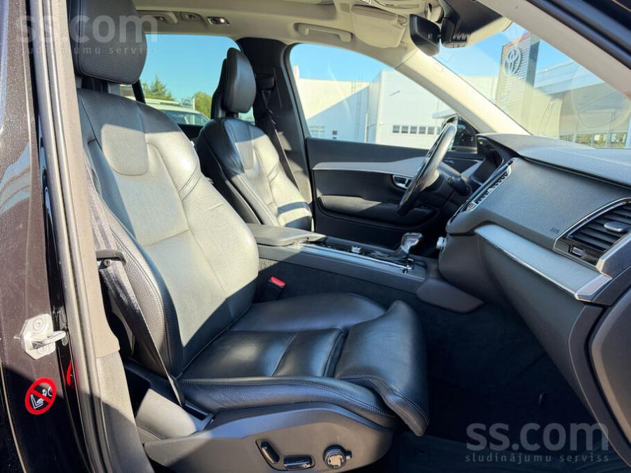 Melns Volvo XC90 2017 Liepāja, ar dzinēja tilpumu 2.00 L un nobraukumu 189 tūkst. km par 19400 €, foto 21 vietnē AUTOMOTO.COM.LV