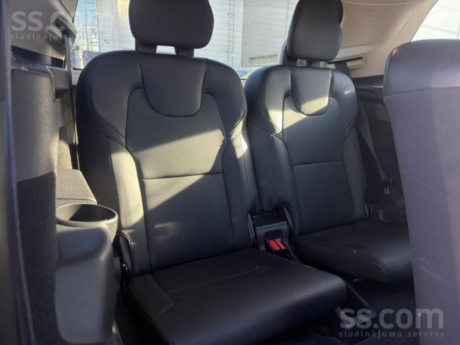 Melns Volvo XC90 2017 Liepāja, ar dzinēja tilpumu 2.00 L un nobraukumu 189 tūkst. km par 19400 €, foto 23 vietnē AUTOMOTO.COM.LV