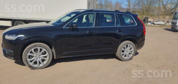 Black Volvo XC90 2018 in Riga, with an engine capacity of 2.00 L and mileage of 143 thousand km for 2950 €, photo 2 on AUTOMOTO.COM.LV
